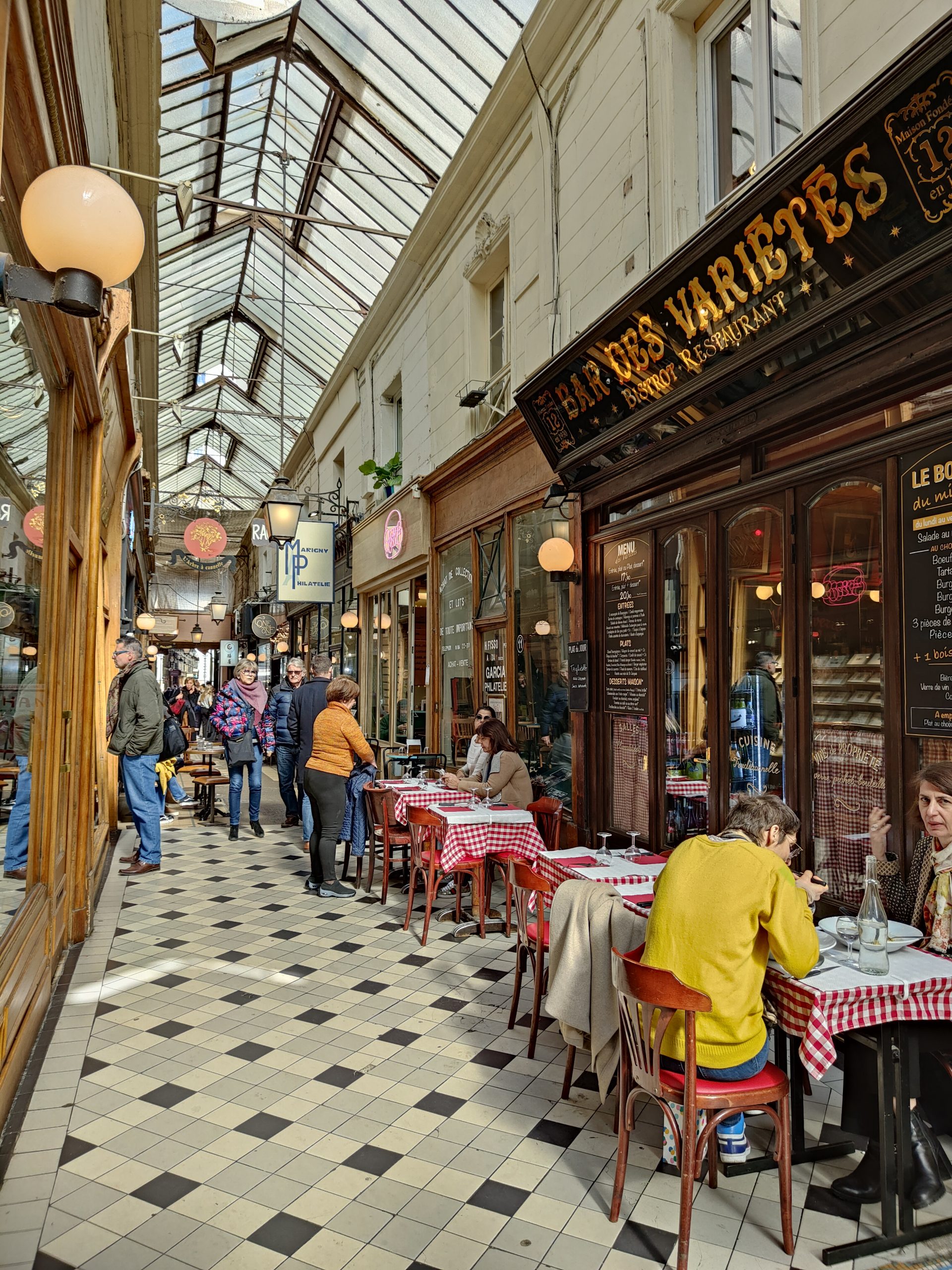 La Maison Favart: un hôtel historique au cœur de Paris! - Travelwithaliciah
